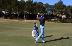The Follow Through in Golf - A Simple Technique to Finish Your Swing ...
